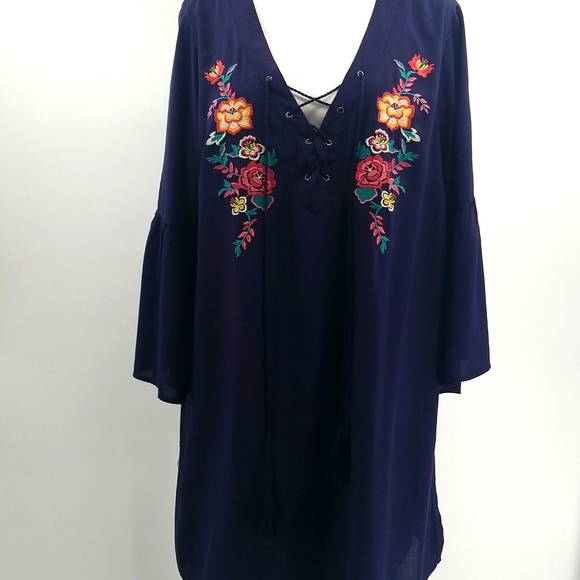 Flying Tomato | Dresses | Flying Tomato Embroidered Dress | Poshmark